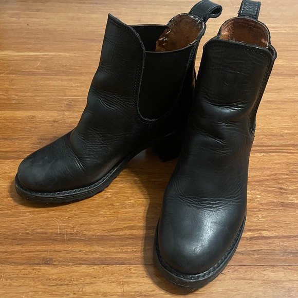 Frye | Shoes | Frye Sabrina Chelsea Boots | Poshmark